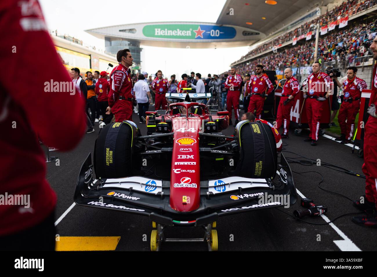 44 HAMILTON Lewis (gbr), Scuderia Ferrari SF-25, action during the Formula 1 Heineken Chinese ...
