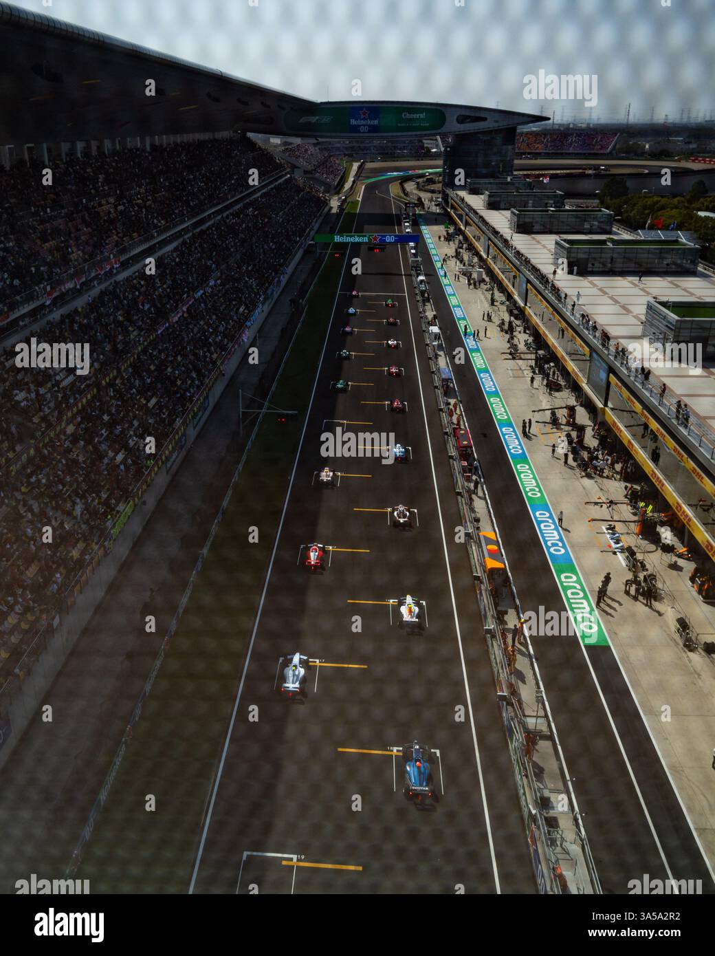 Shanghai, Chine. 22nd Mar, 2025. Start of the race illustration during ...