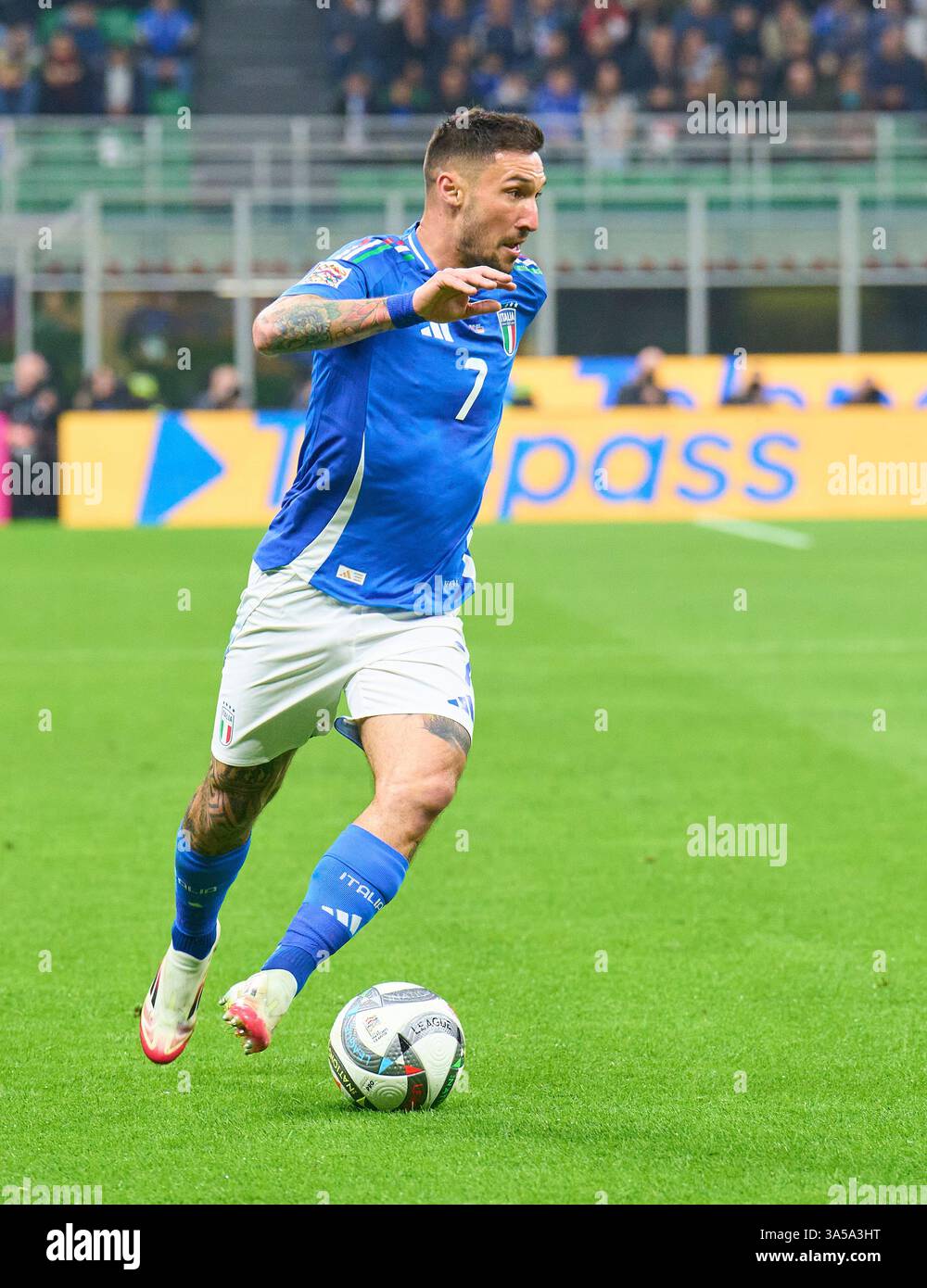 Matteo Politano, ITA 7 in the UEFA Nations League 2025 match ITALY ...