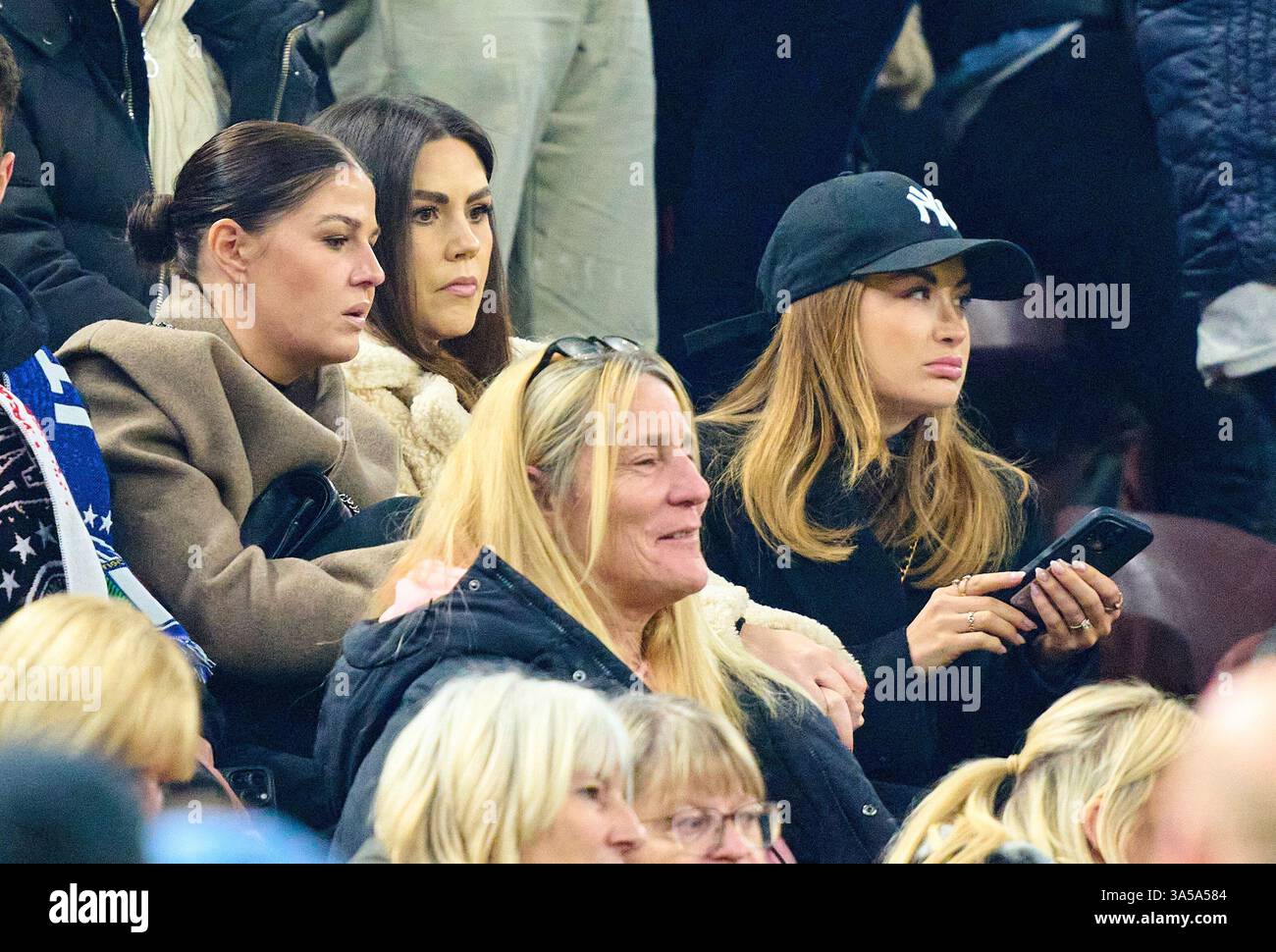 Lina Meyer (L), wife of Joshua KIMMICH, DFB 6, Eva Katharina (R), wife ...