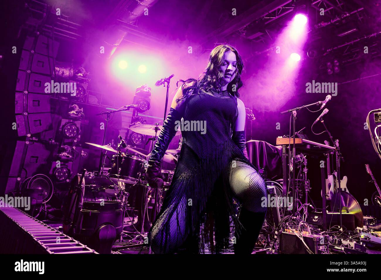 March 21, 2025, Liverpool, United kingdom: Czech singer THERA opening ...