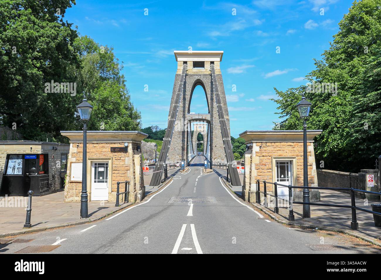 The toll booths and portal at the Leigh Woods end of the Clifton ...