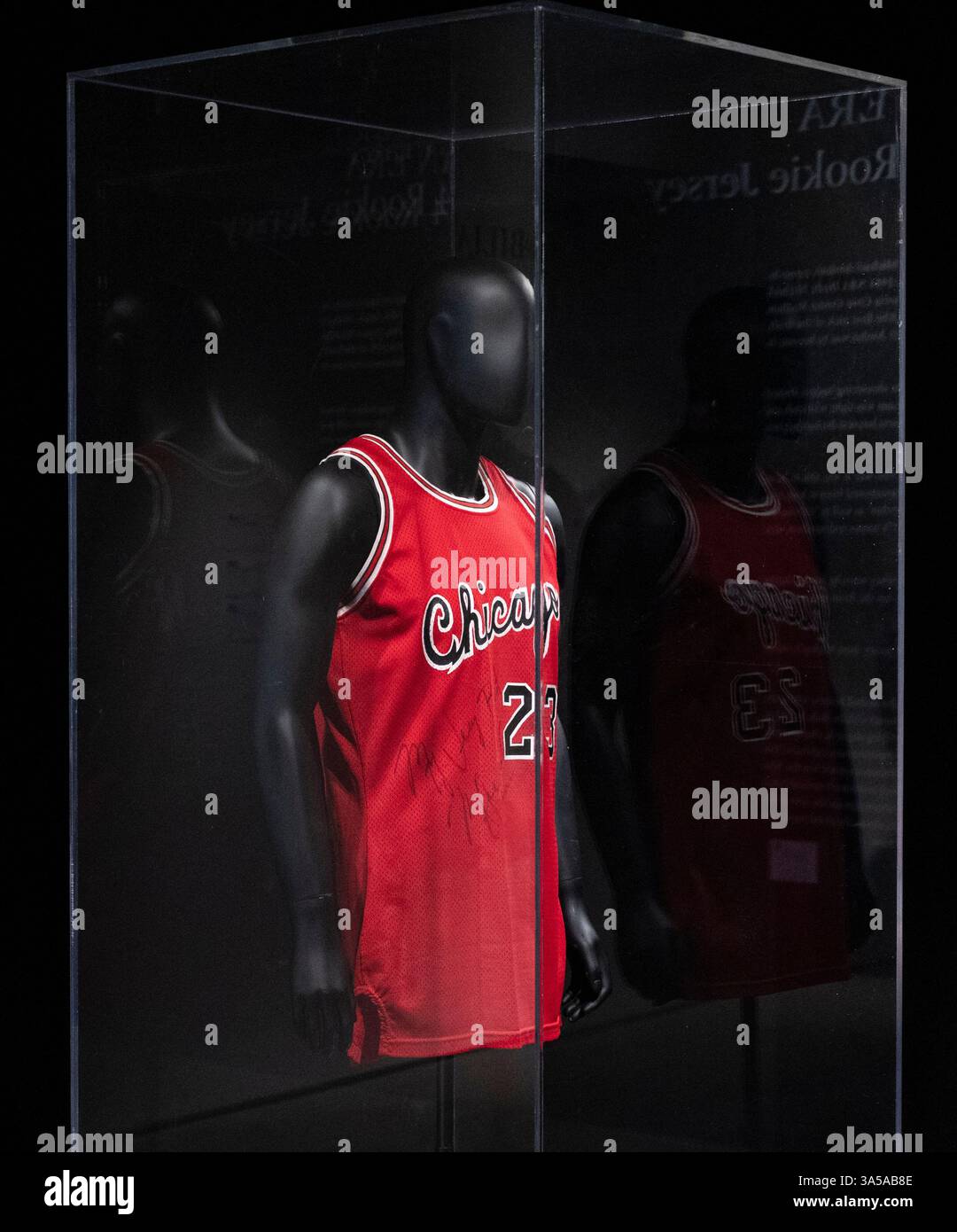 Michael Jordan's 'Preseason Debut' as member of Chicago Bulls 1984-1985 ...