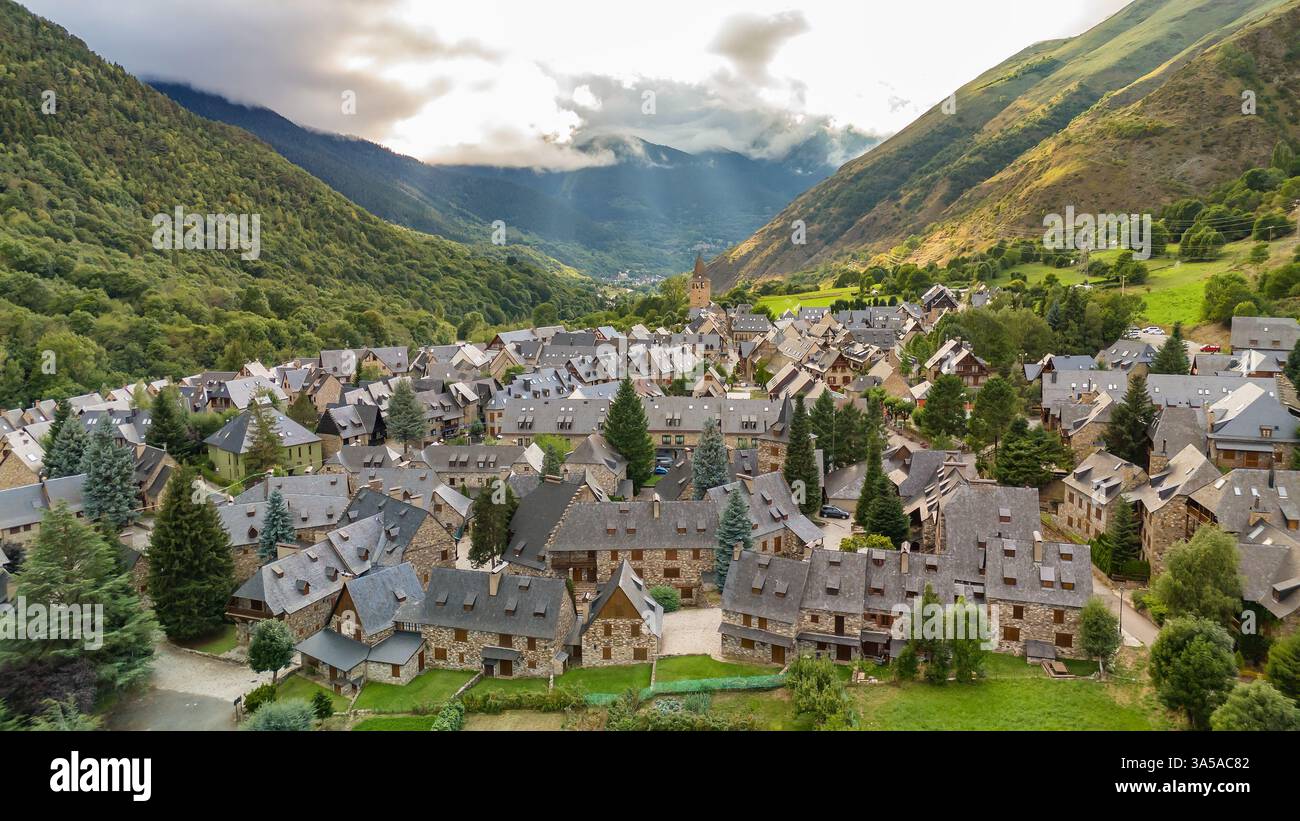 Joan vadell hi-res stock photography and images - Alamy