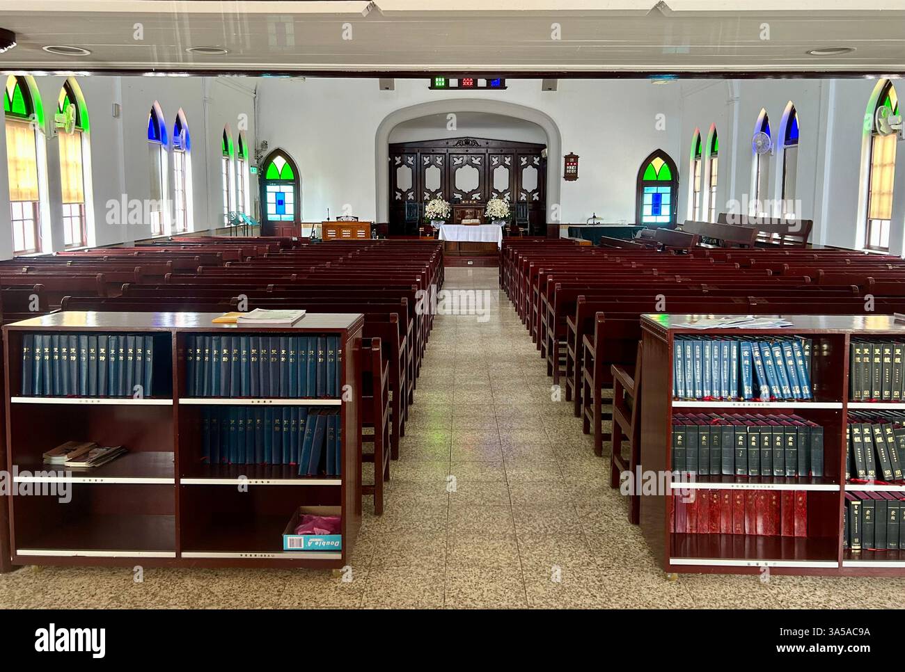Historic presbyterian church smartphone stock photos and images - Alamy