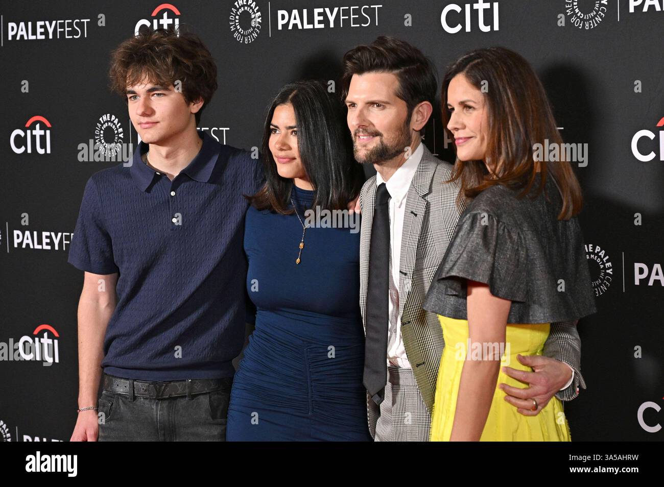 Adam Scott mit Ehefrau Naomi Scott und Kindern Graham Scott und Frankie Scott beim Screening der ...