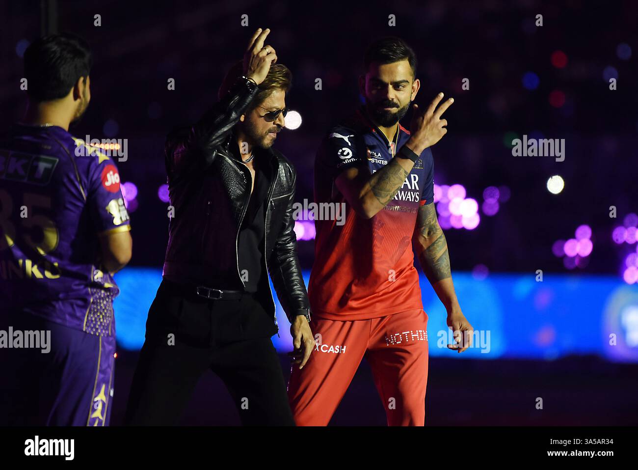 KKR Co Owner Shah Rukh Khan ,Center with KKR Rinku Singh and RCB ...
