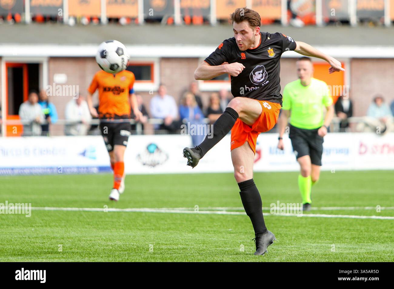 Volendam, Netherlands. 22nd Mar, 2025. VOLENDAM - 22-03-2025, Hein ...