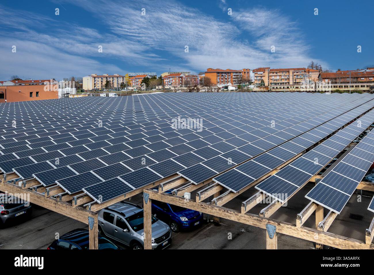 Solar power syst hi-res stock photography and images - Alamy