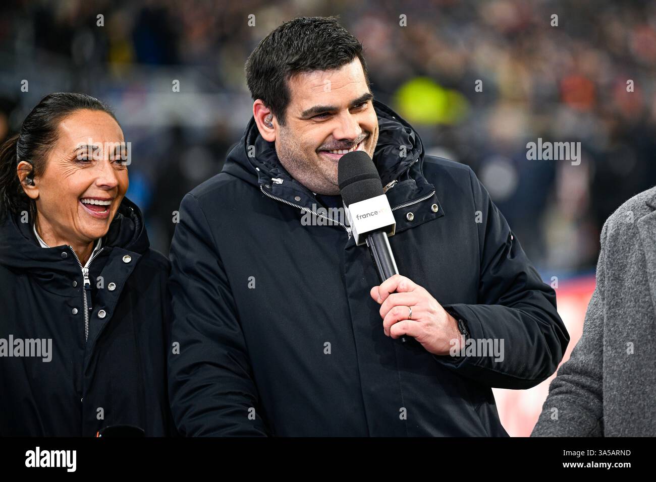 Helene Macurdy Matthieu Lartot during the 6 or Six Nations Championship ...