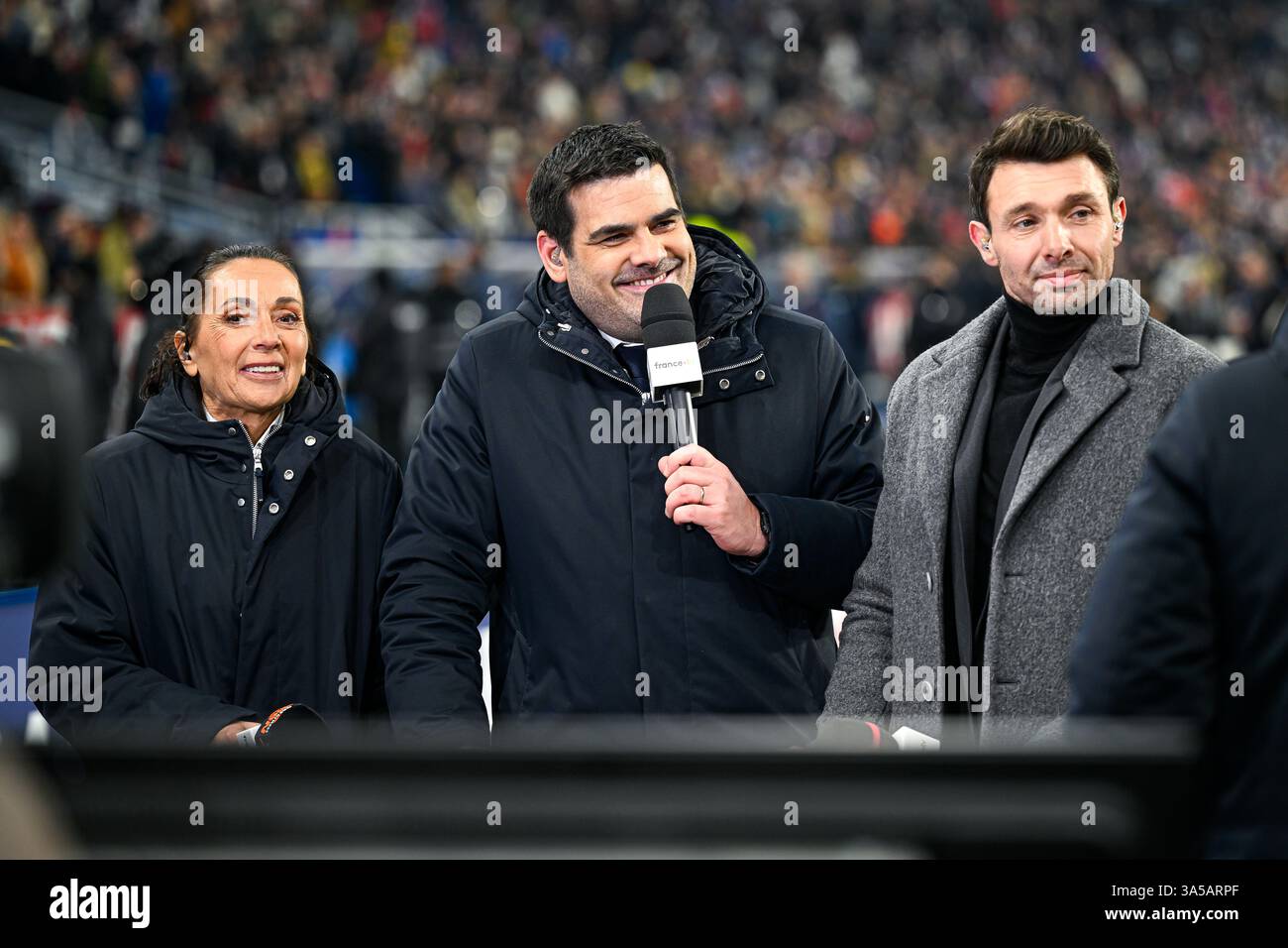 Helene Macurdy Matthieu Lartot and Vincent Clerc during the 6 or Six ...