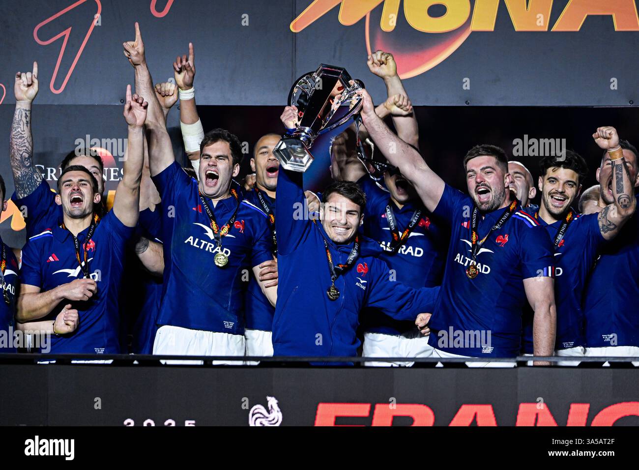 Antoine Dupont Damian Penaud Gael Fickou Gregory Alldritt Thomas Ramos ...