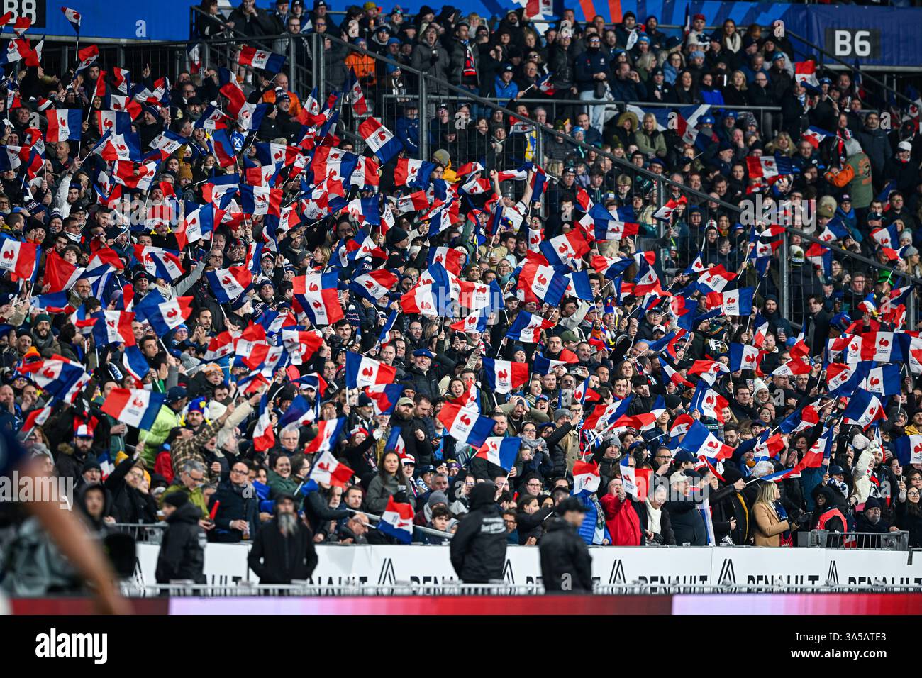 Crowd illustration with French fans and supporters in the public ...