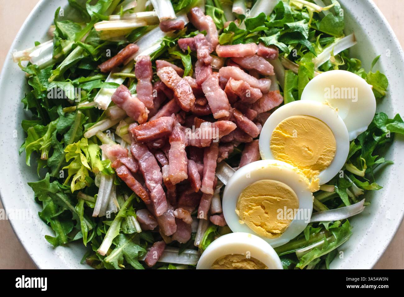 Dandelion salad with hard-boiled eggs and bacon, diuretic, vitamin ...