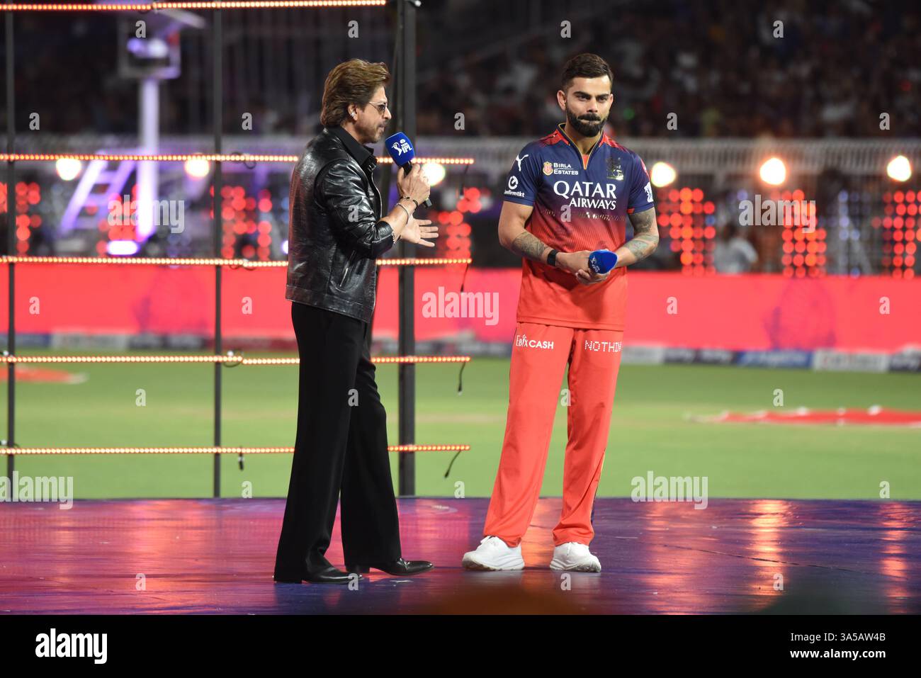 KKR Co Owner Shah Rukh Khan and RCB cricketer Virat Kohali at the ...