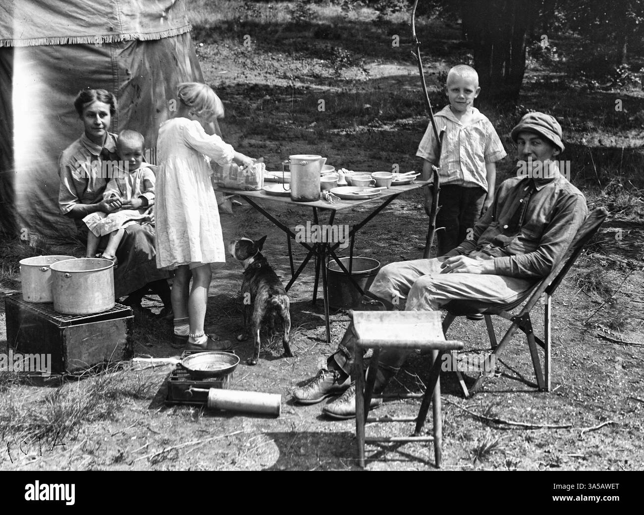 Family photo photograph Black and White Stock Photos & Images - Alamy