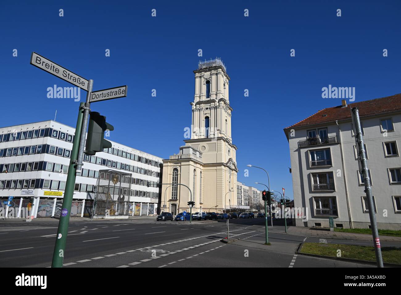 Scaffolding on the Garrison Church tower after the start of the tower ...