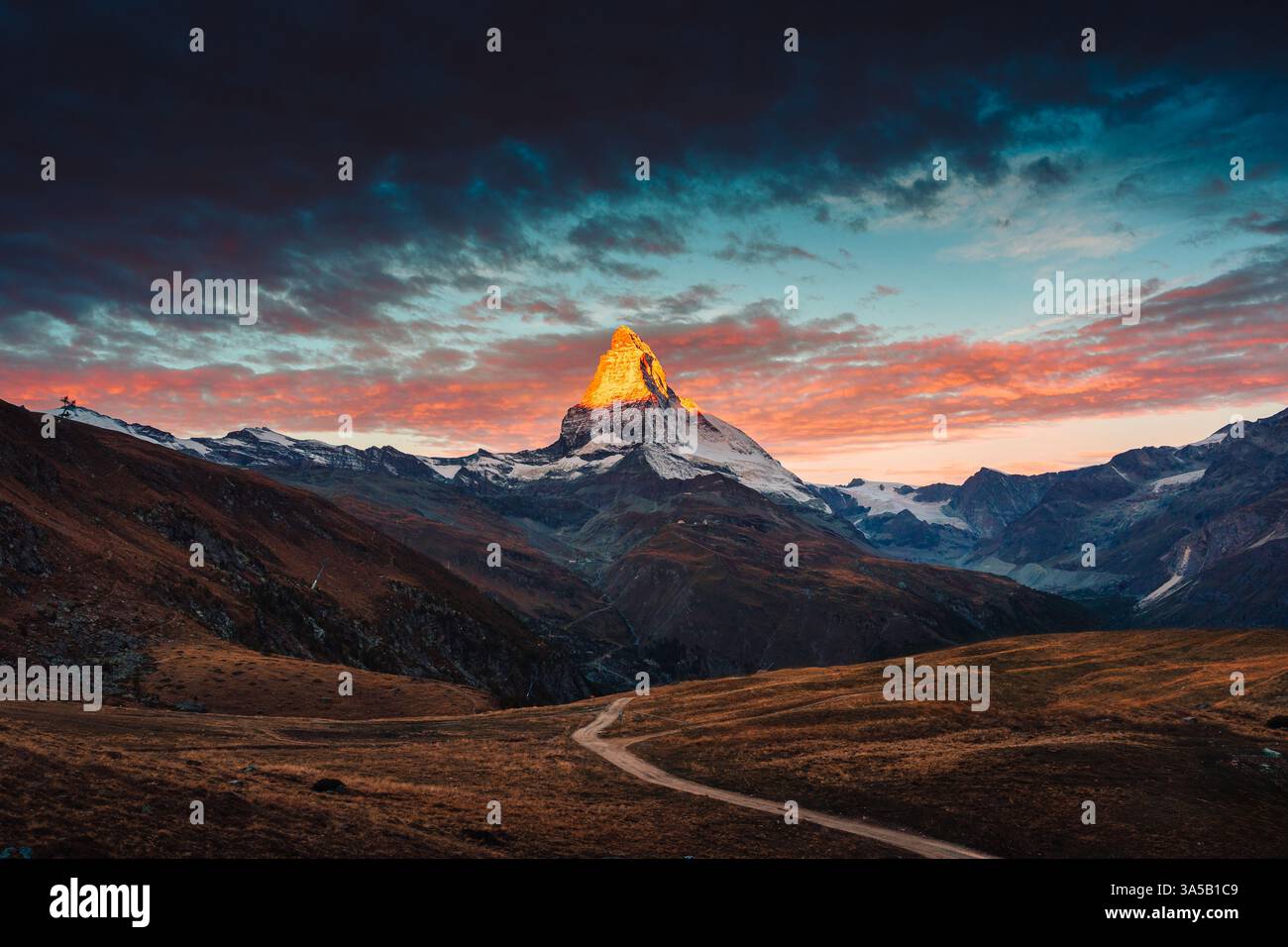 Dramatic sunrise over majestic Matterhorn mountain in autumn at Zermatt ...