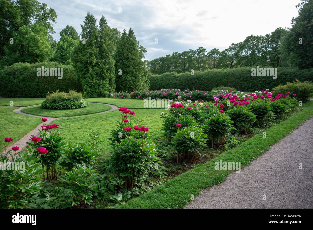 Park in the city of Helsinki, Finland. Landscape with flowers Stock ...