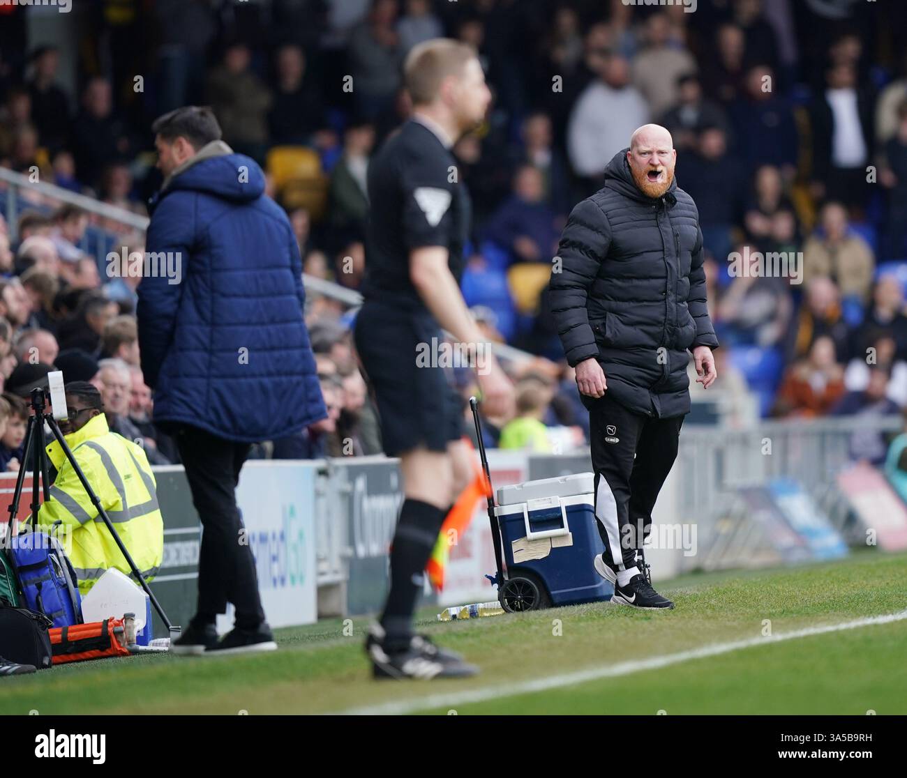 Barrow AFC's Head Coach Andy Whing (right)during the Sky Bet League Two ...