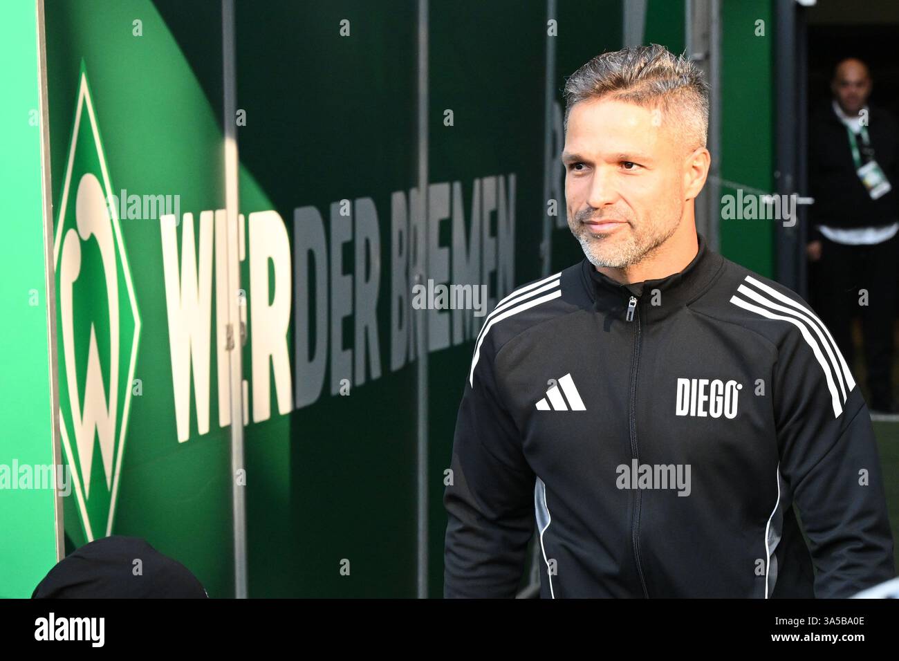 Bremen, Germany. 22nd Mar, 2025. Soccer: Werder Bremen's farewell match ...