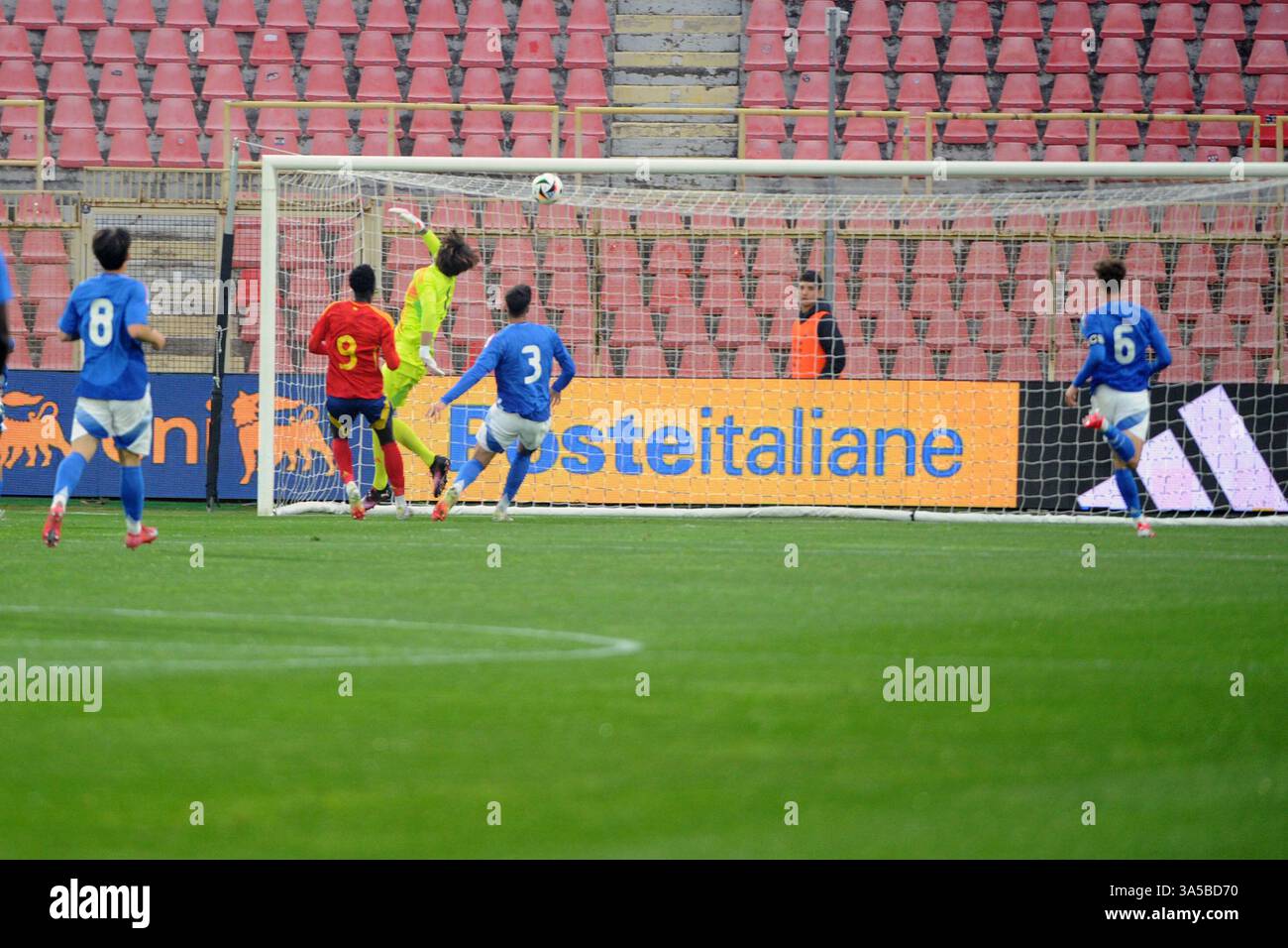 Monserrate aLejandro gol Italia vs Spain uefa under19 elite round ...
