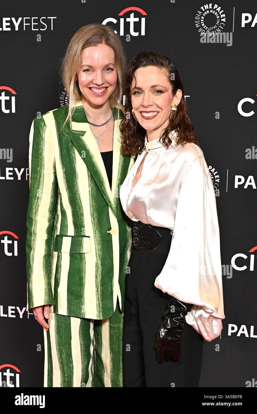 Marie Ronn und Jen Tullock beim Screening der Apple TV+ Serie ...
