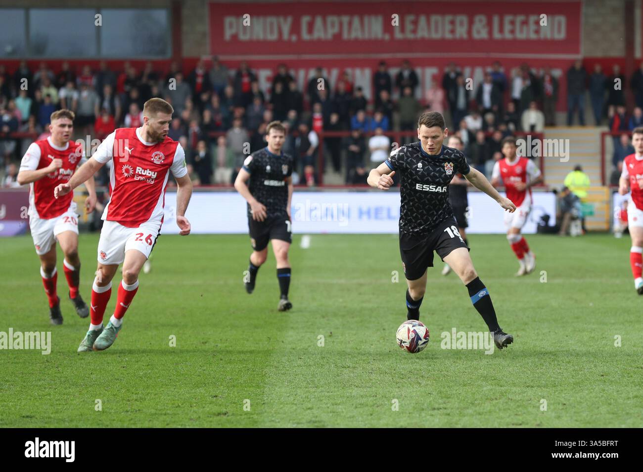 Shaun rooney fleetwood town hi-res stock photography and images - Alamy