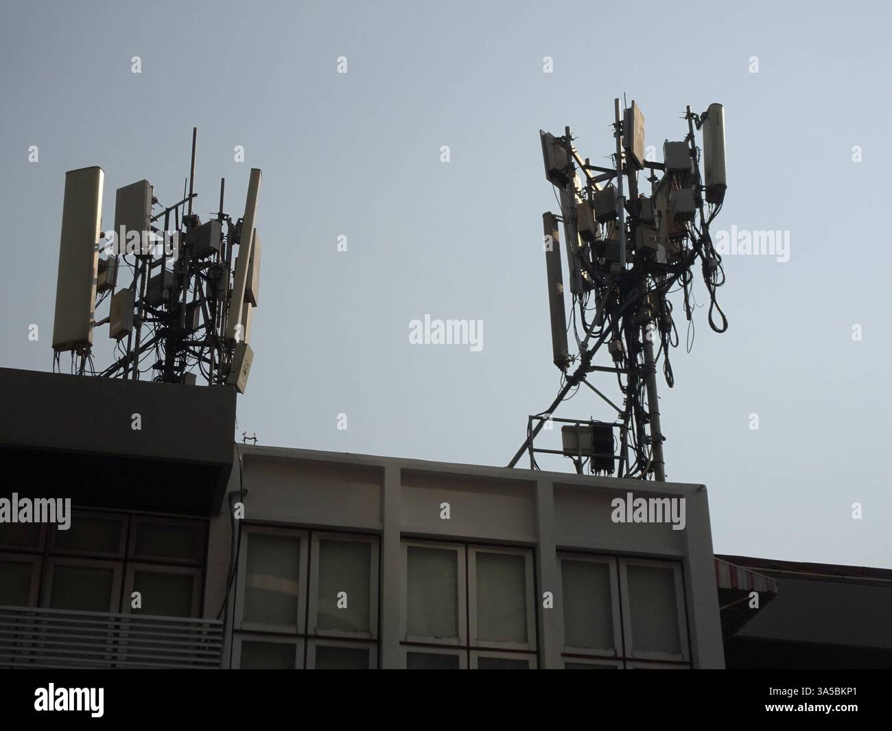 RECORD DATE NOT STATED Masten, Royal Thai Police, Headquarters, Polizei ...