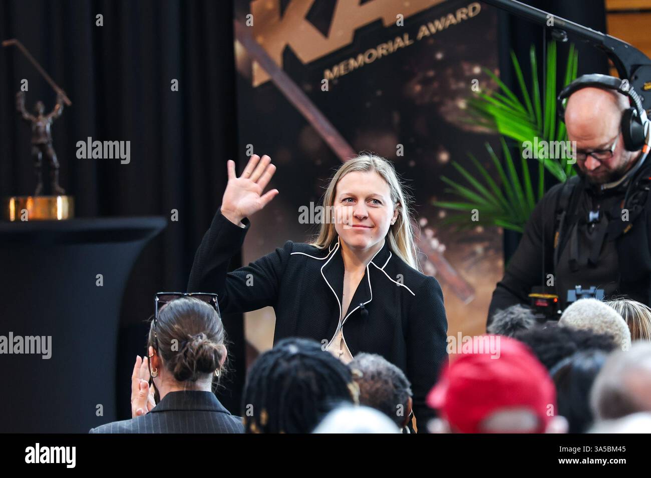 Minneapolis, Minnesota, USA. 22nd Mar, 2025. Kendall Coyne Schofield ...