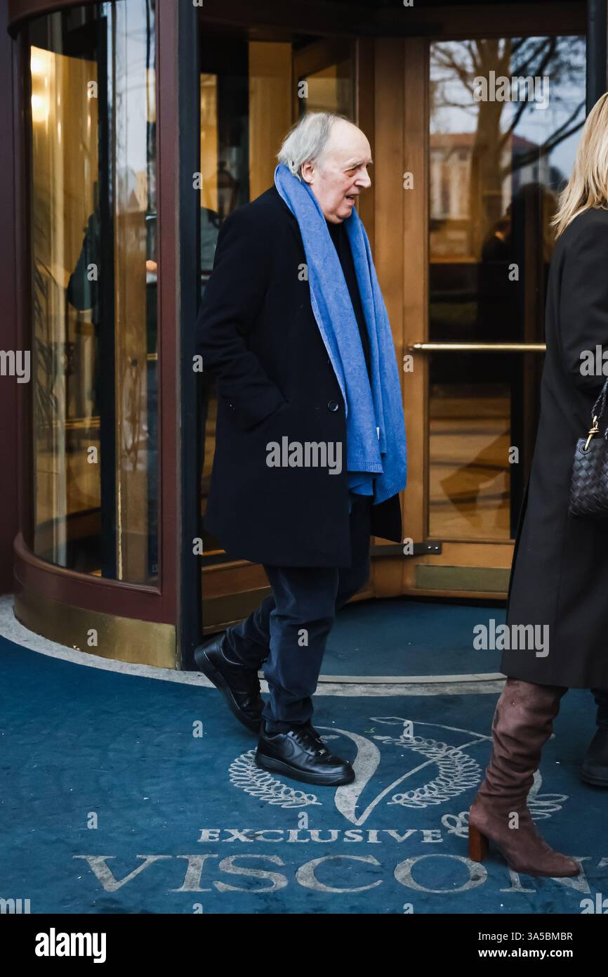 Milan, Italy. 22nd Mar, 2025. Milan, Celebrity Sightings - Dario ...