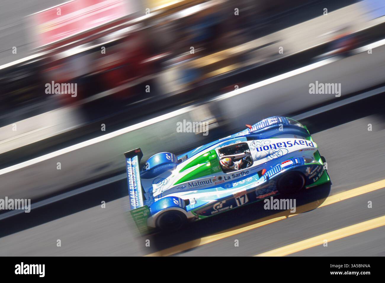 Pescarolo c60 race car hi-res stock photography and images - Alamy