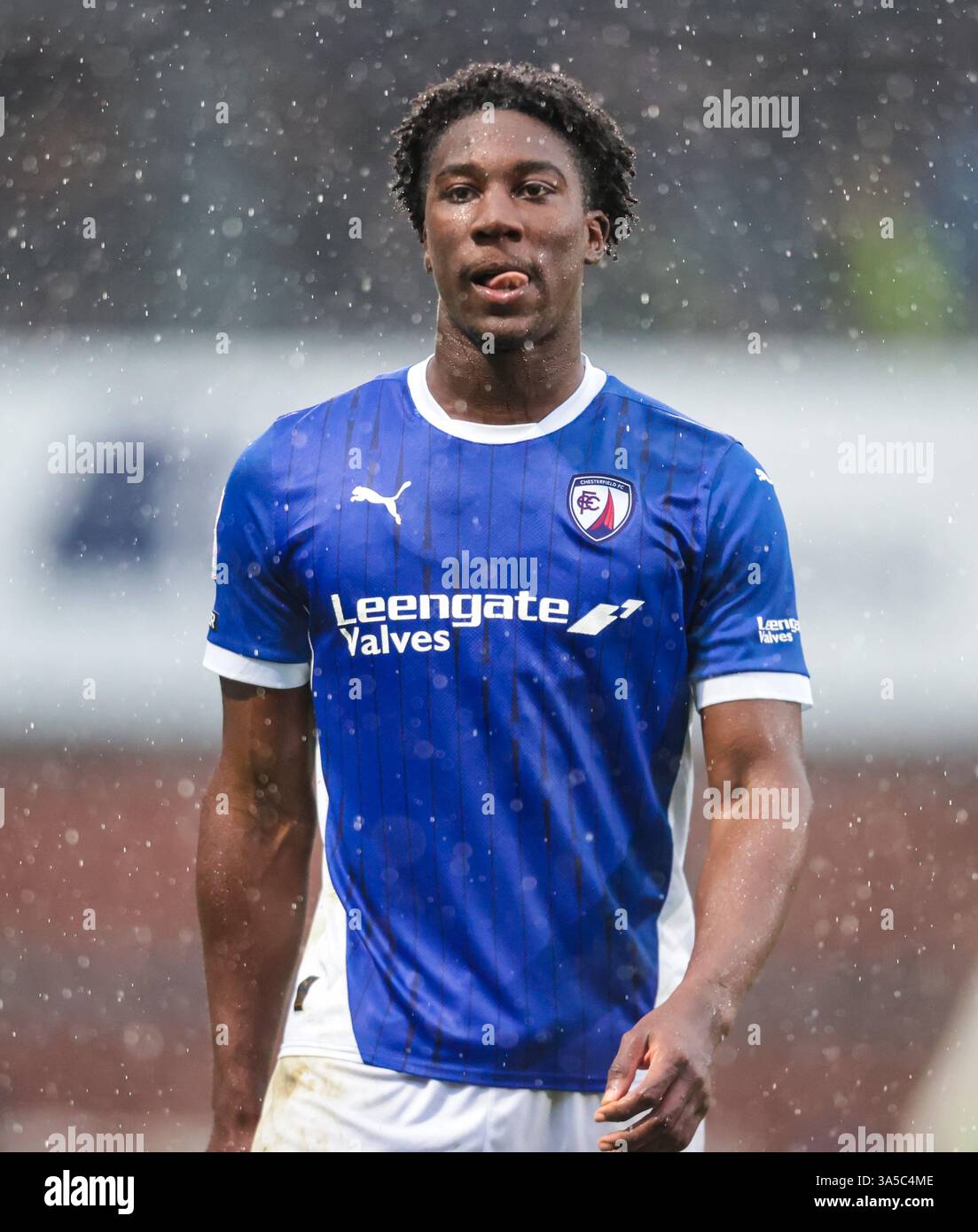 Aribim Pepple of Chesterfield during the Sky Bet League 2 match ...