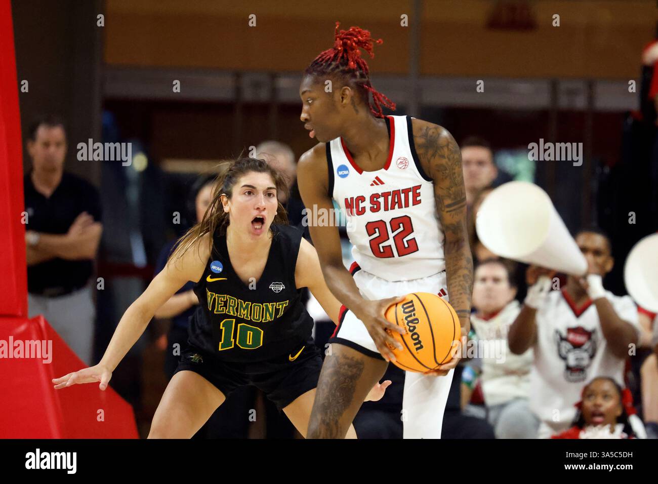 North Carolina State's Saniya Rivers (22) controls the ball in front of ...