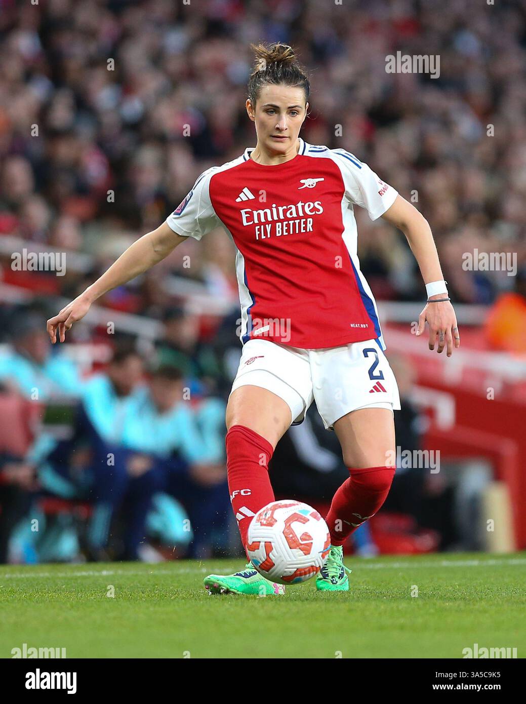 North London, England, March 22 2025: Emily Fox (2 Arsenal) plays a ...