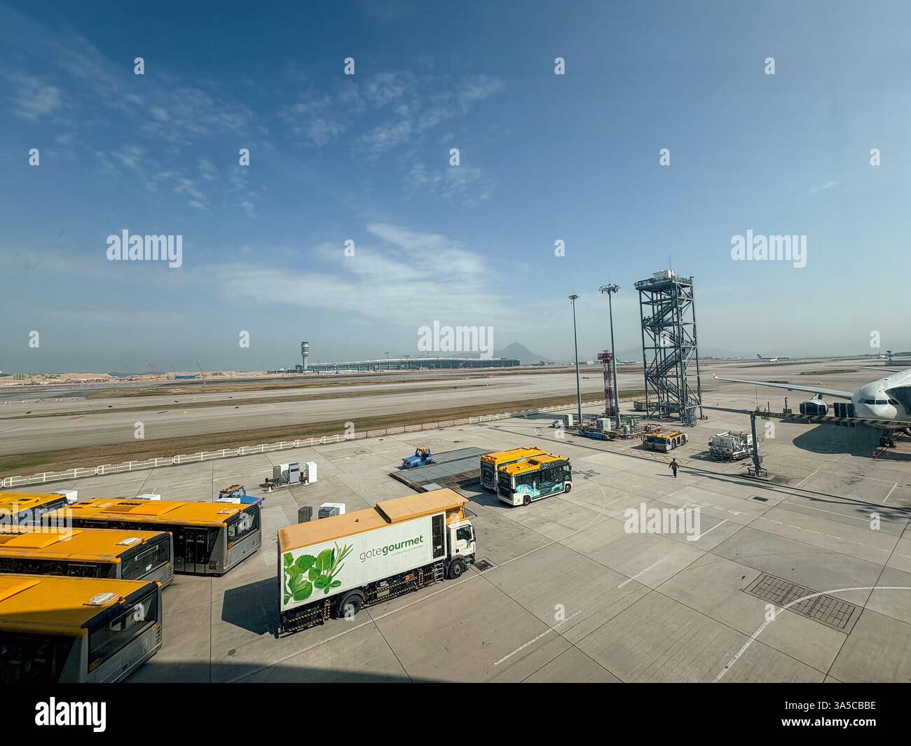 Hong Kong Airport Tarmac View Stock Photo - Alamy