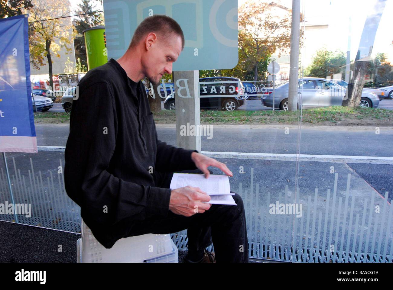 reading books or texts and literature for studying, learning or ...