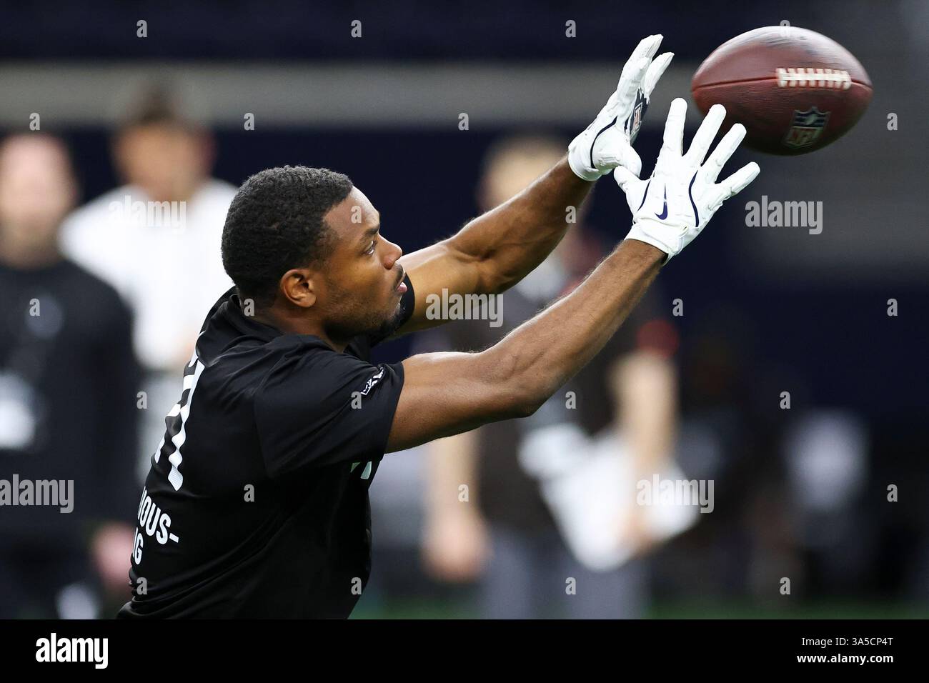 Arizona wide receiver Montana Lemonious-Craig participates in a drill ...