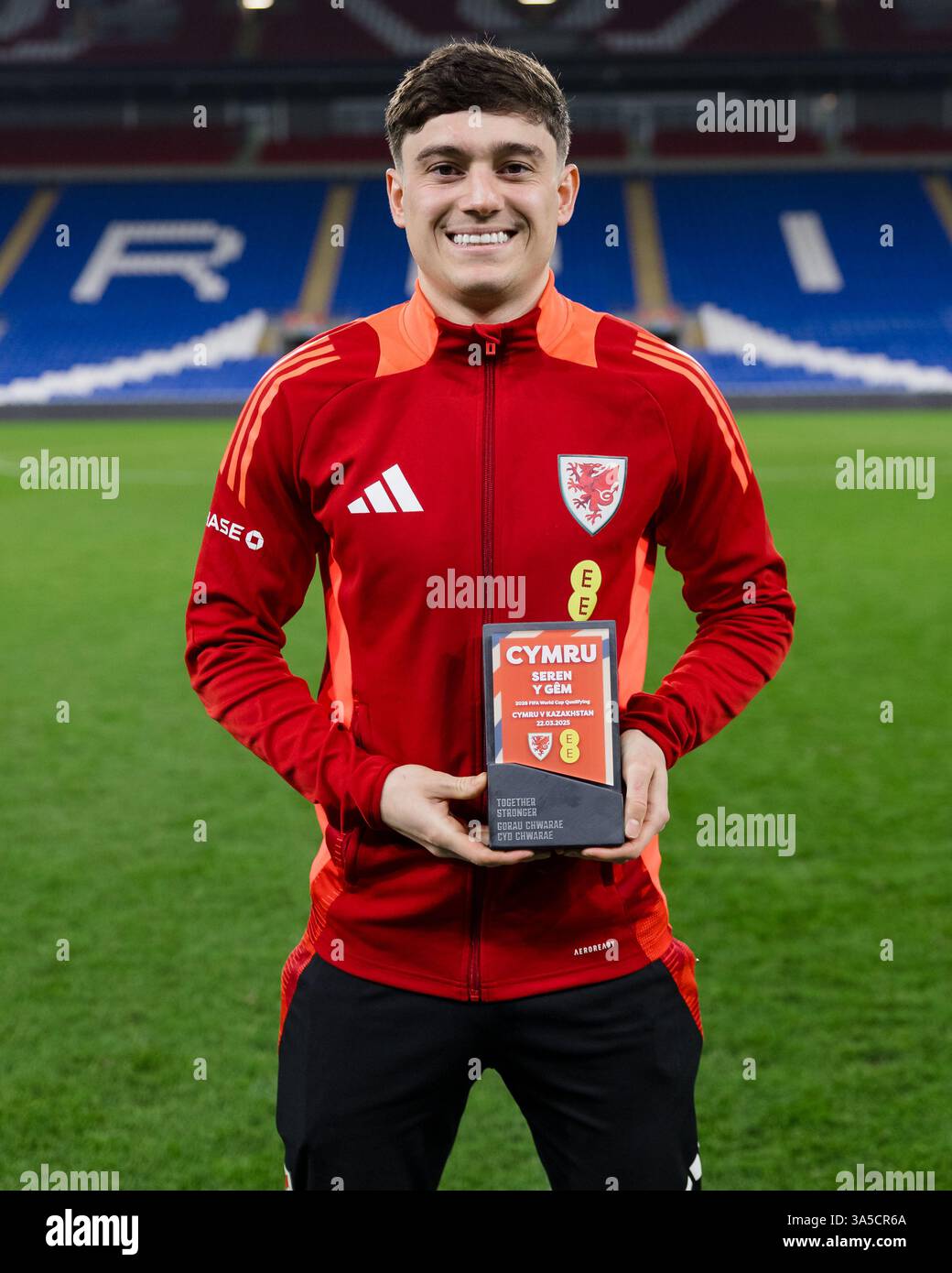 CARDIFF, UK. 22nd Mar, 2025. Wales' Dan James wins EE player of the ...
