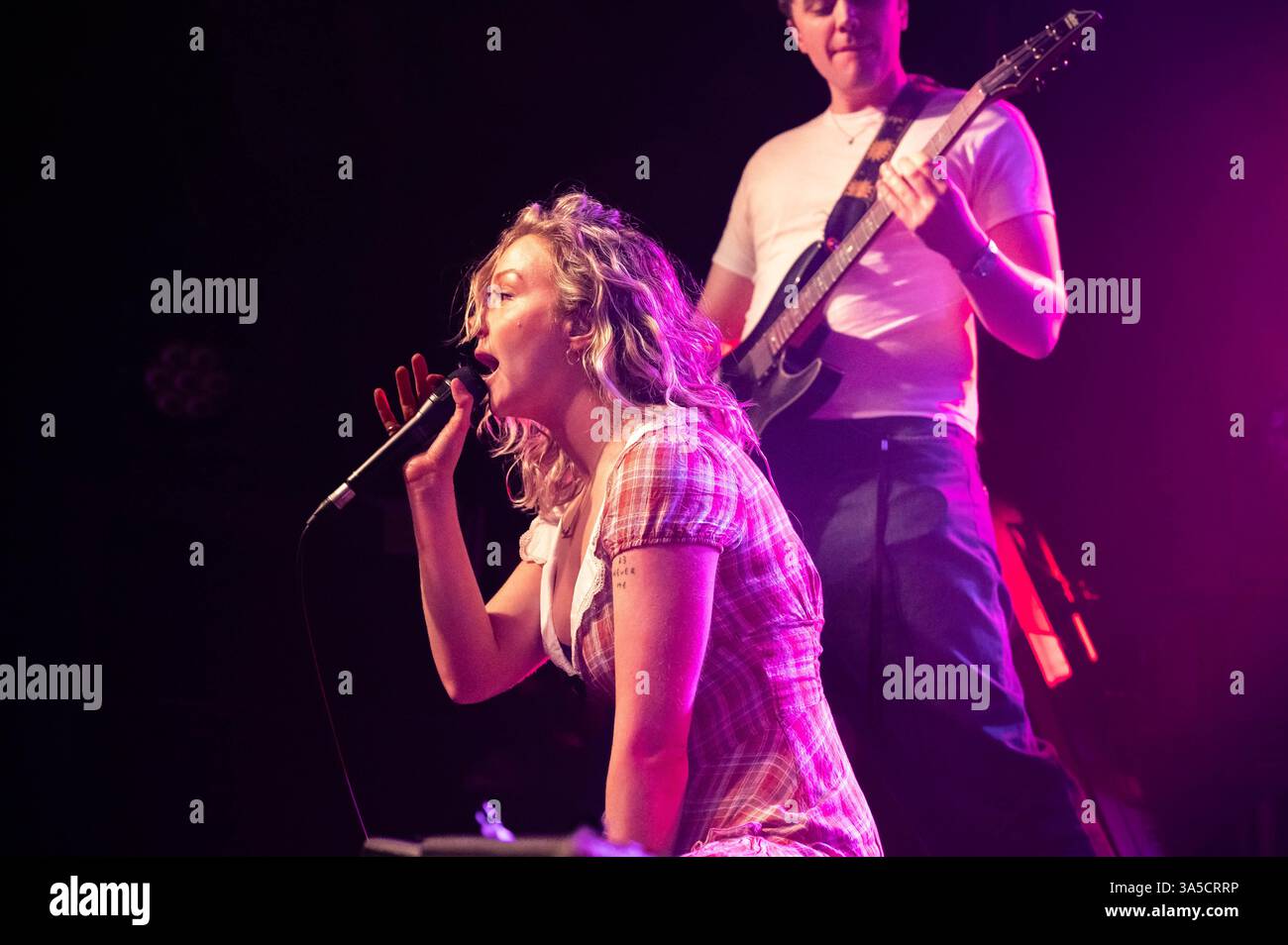 Anna Shields and Blair Crichton of Dead Pony performing at Barrowland ...