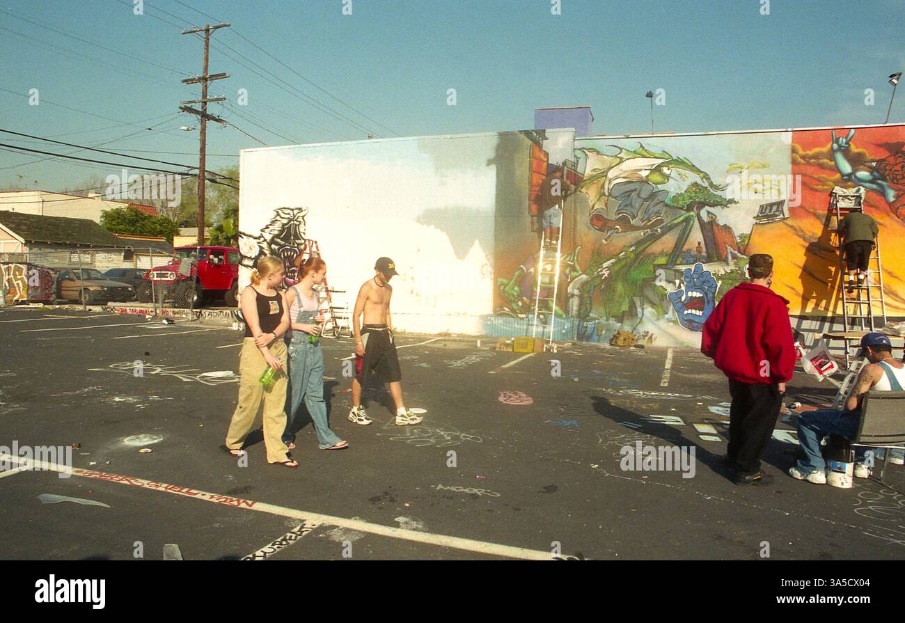 Los Angeles, CA, USA, approx. 1992. Artists painting a mural on Melrose ...
