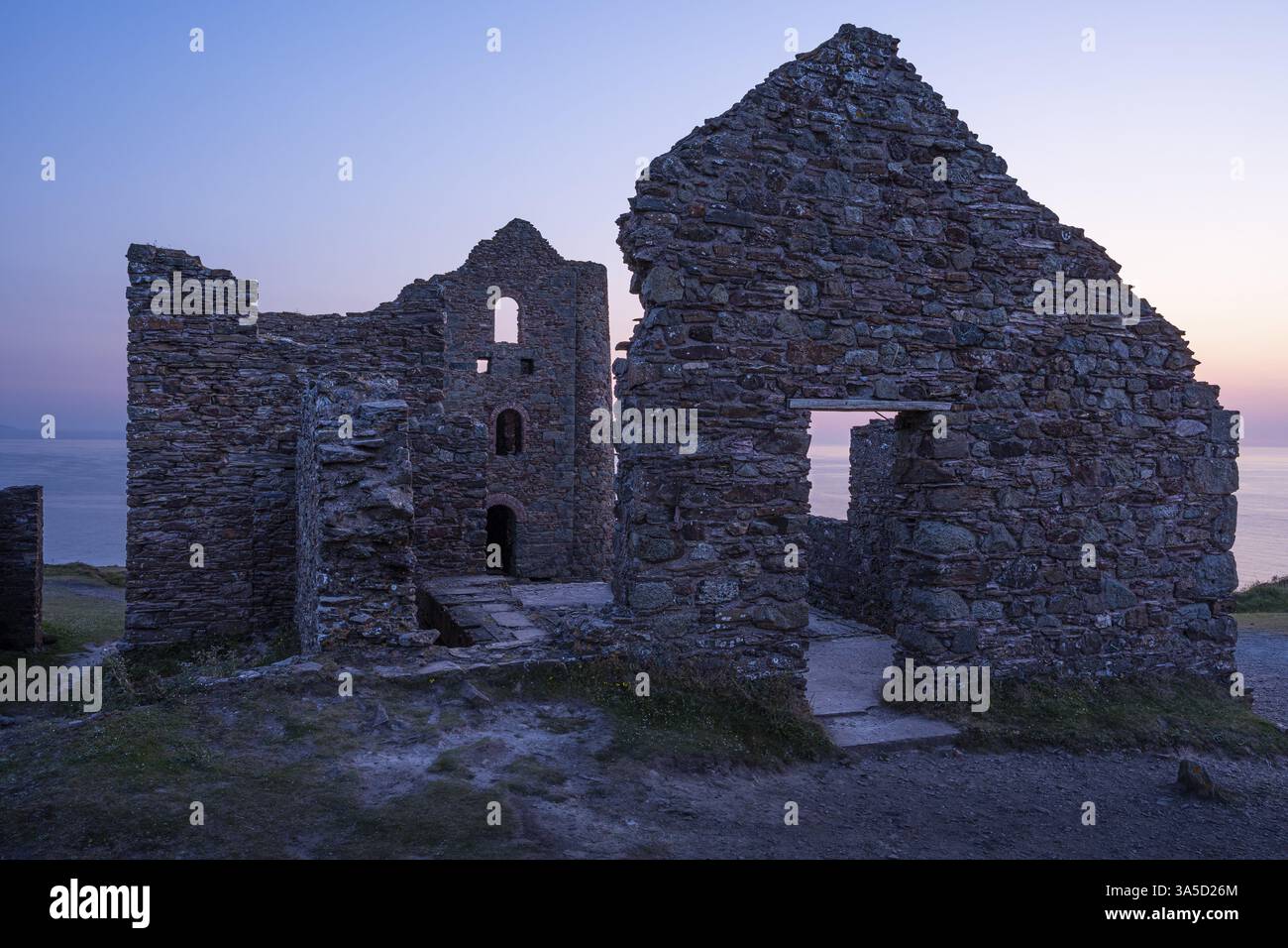 Ruins of Wheal Coates, a former tin mine. Evening, blue hour. St Agnes ...