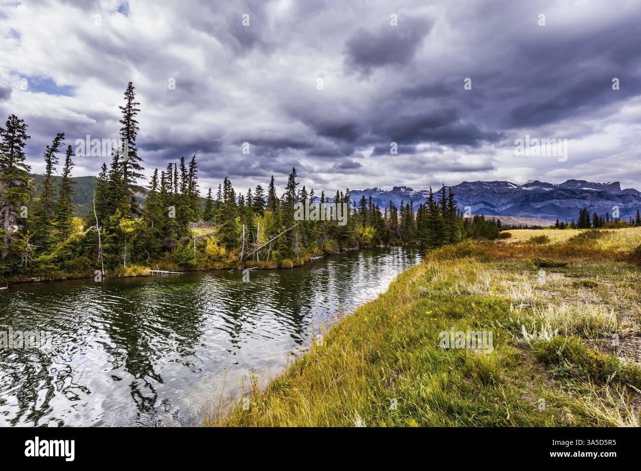 The valley along the Pocahontas road. Beautiful cloudy day in the ...
