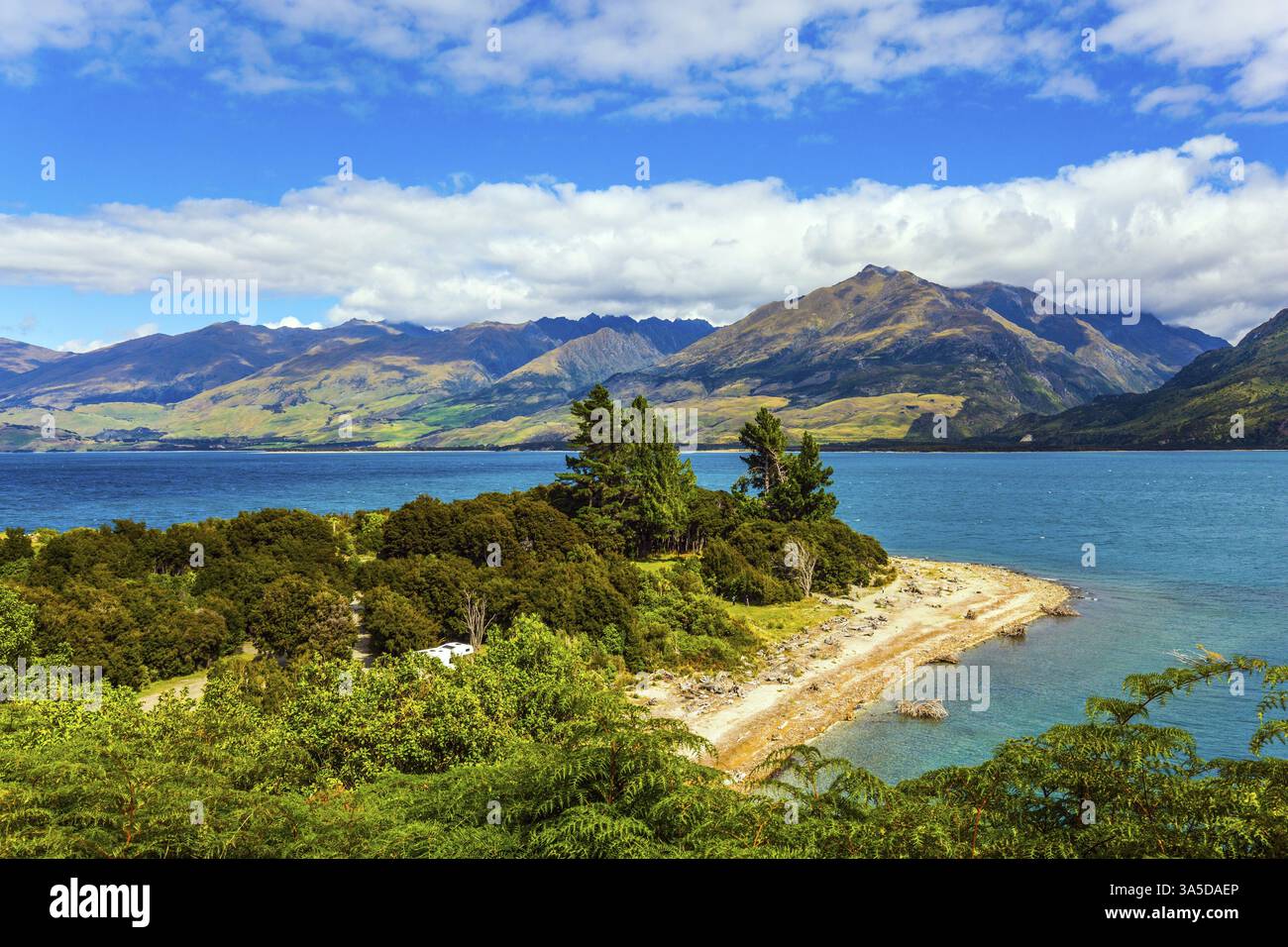 The beautiful lake Wanaka in New Zealand. The picturesque shore of Lake ...