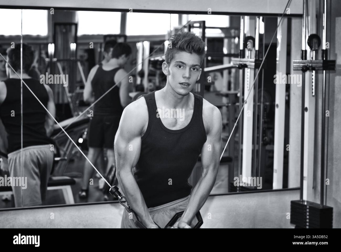 Teen bodybuilder hi-res stock photography and images - Alamy