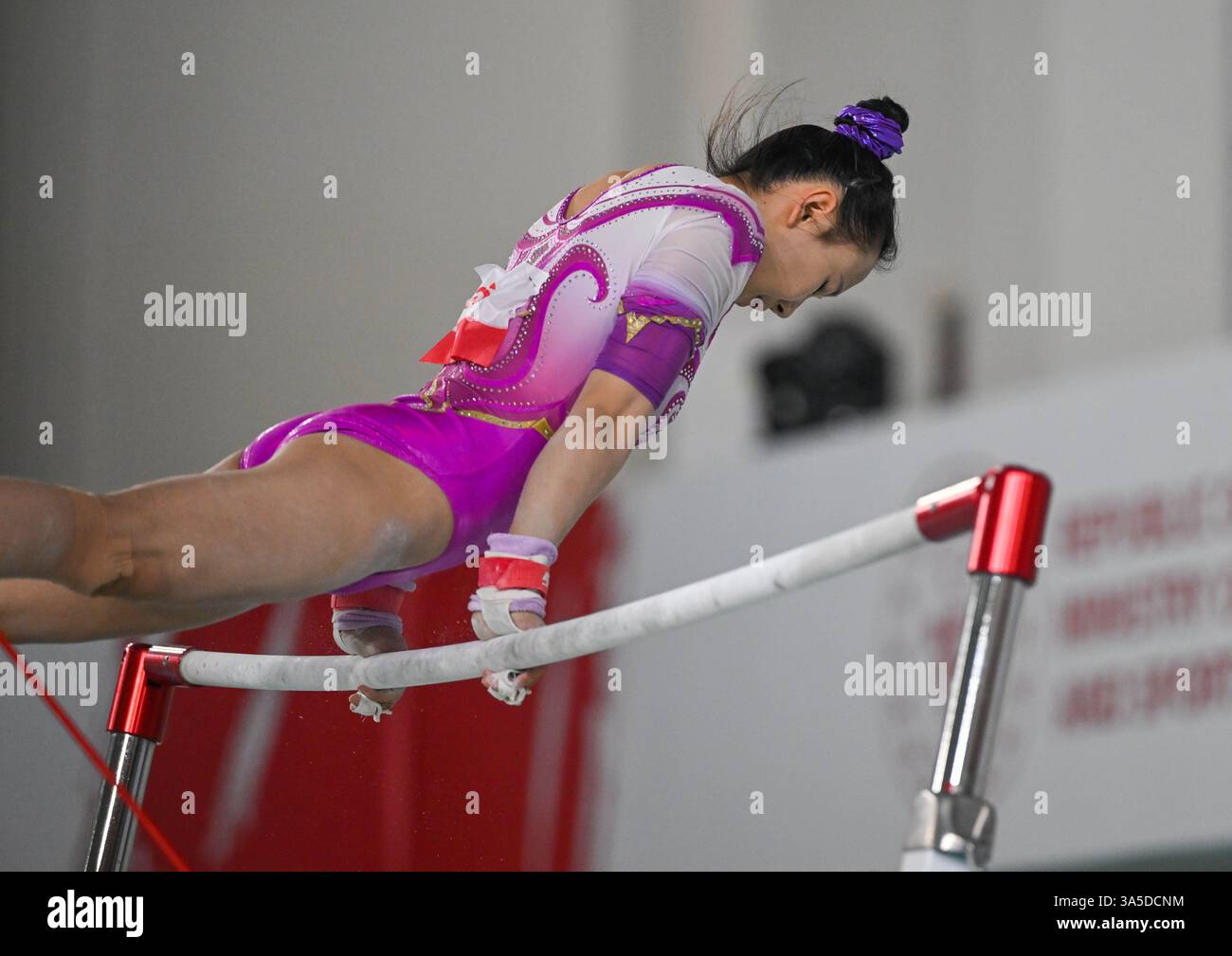 Antalya, T¨¹rkiye. 22nd Mar, 2025. Yang Fanyuwei of China competes ...
