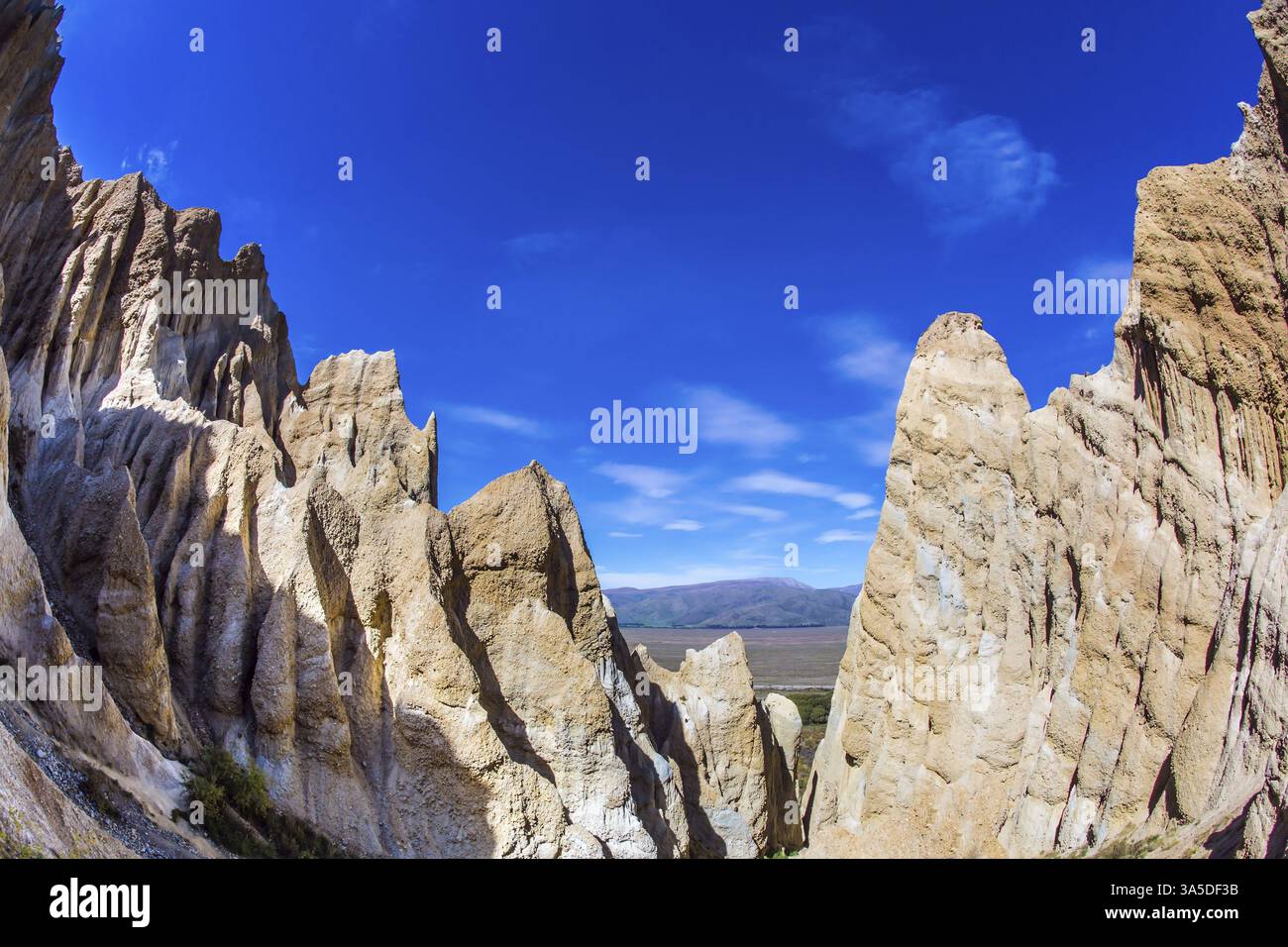 New Zealand. Sunset. Colossal clay peaked outliers - Clay Cliffs ...
