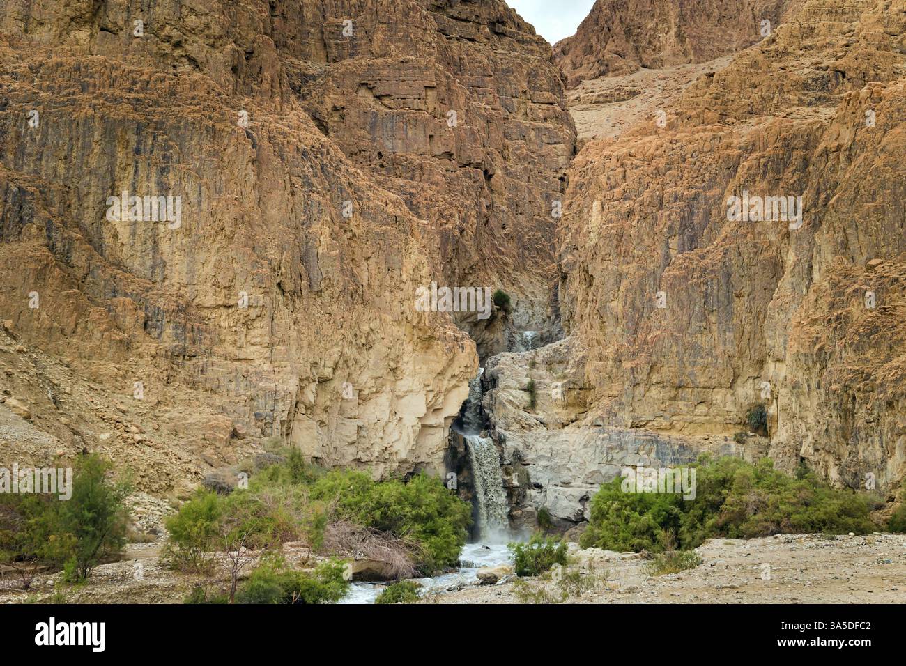 Unexpected powerful waterfall in the Judean Desert around the Dead Sea ...