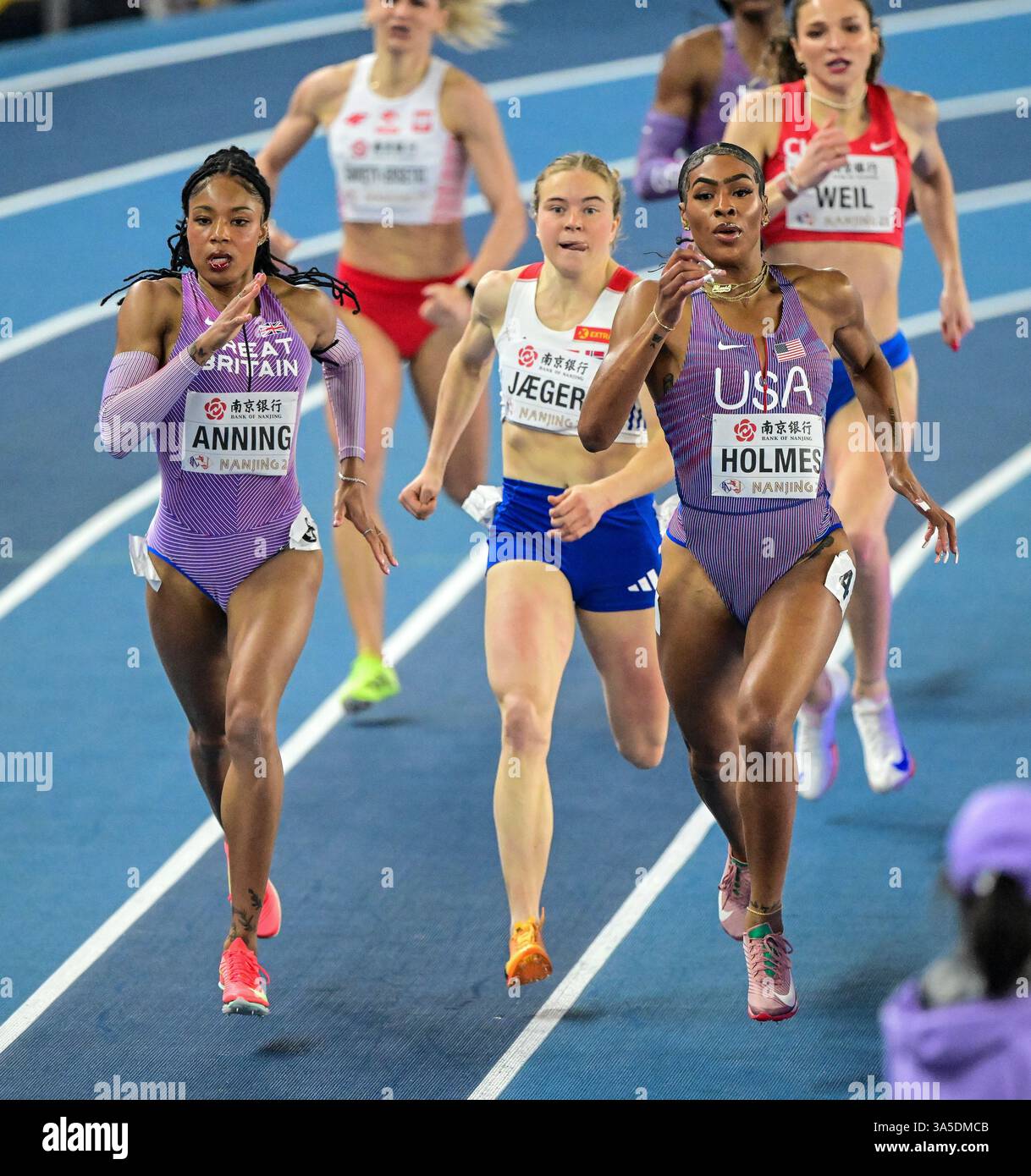 Amber Anning of Great Britain and Alexis Holmes of the USA competing in ...