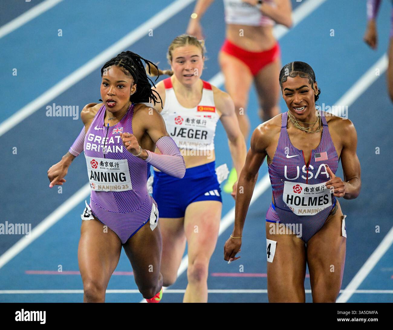 Amber Anning of Great Britain and Alexis Holmes of the USA competing in ...